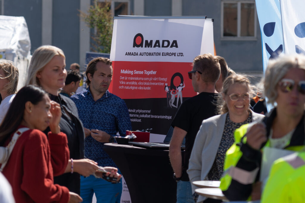 Lär dig mera om företagspresentationer och extern kommunikation ...